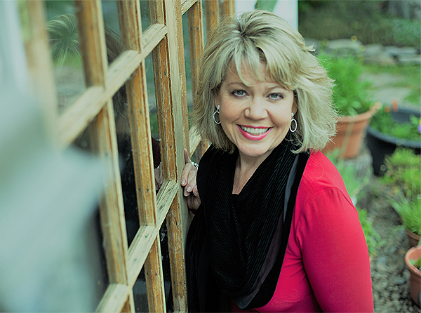 Rebecca Hardiman Sings Burt Bacharach - Pioneer Chapel | Rebecca ...